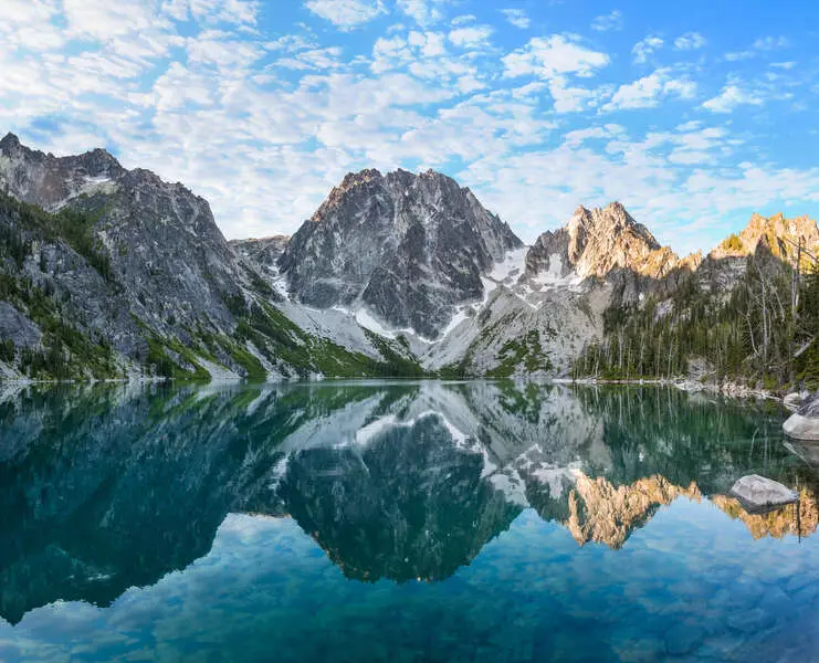 Tempat Terindah untuk Dikunjungi di Washington: Kota & Pemandangan yang Wajib Dikunjungi