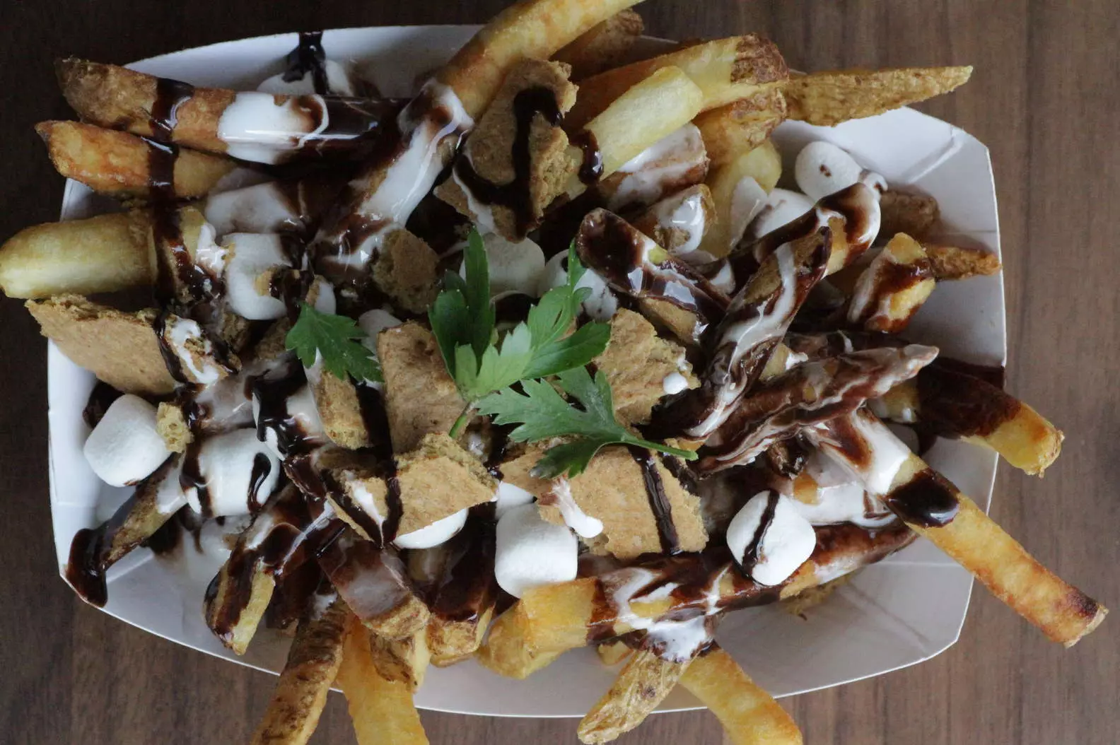 Sticky's Finger Joint Murray Hill Smores Fries 50990_13