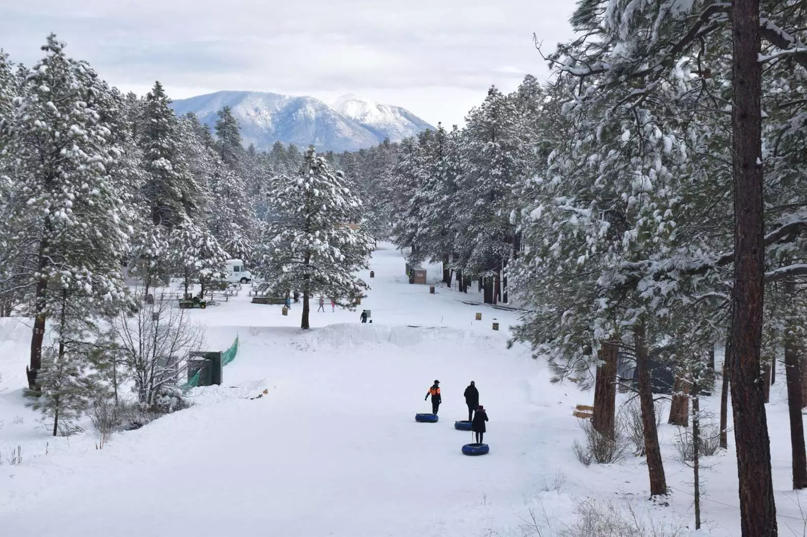 Tanàna manao ski tsara indrindra any Etazonia: Tanàna misy tehezan-tendrombohitra lehibe & seho Après-Ski 668_12