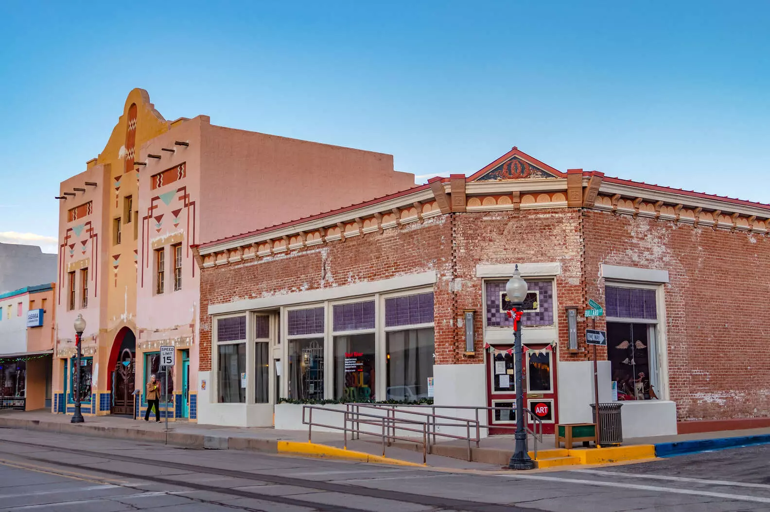 Maeneo Bora ya Kutembelea New Mexico: Maeneo Mazuri na Miji ya Kuona 677_7