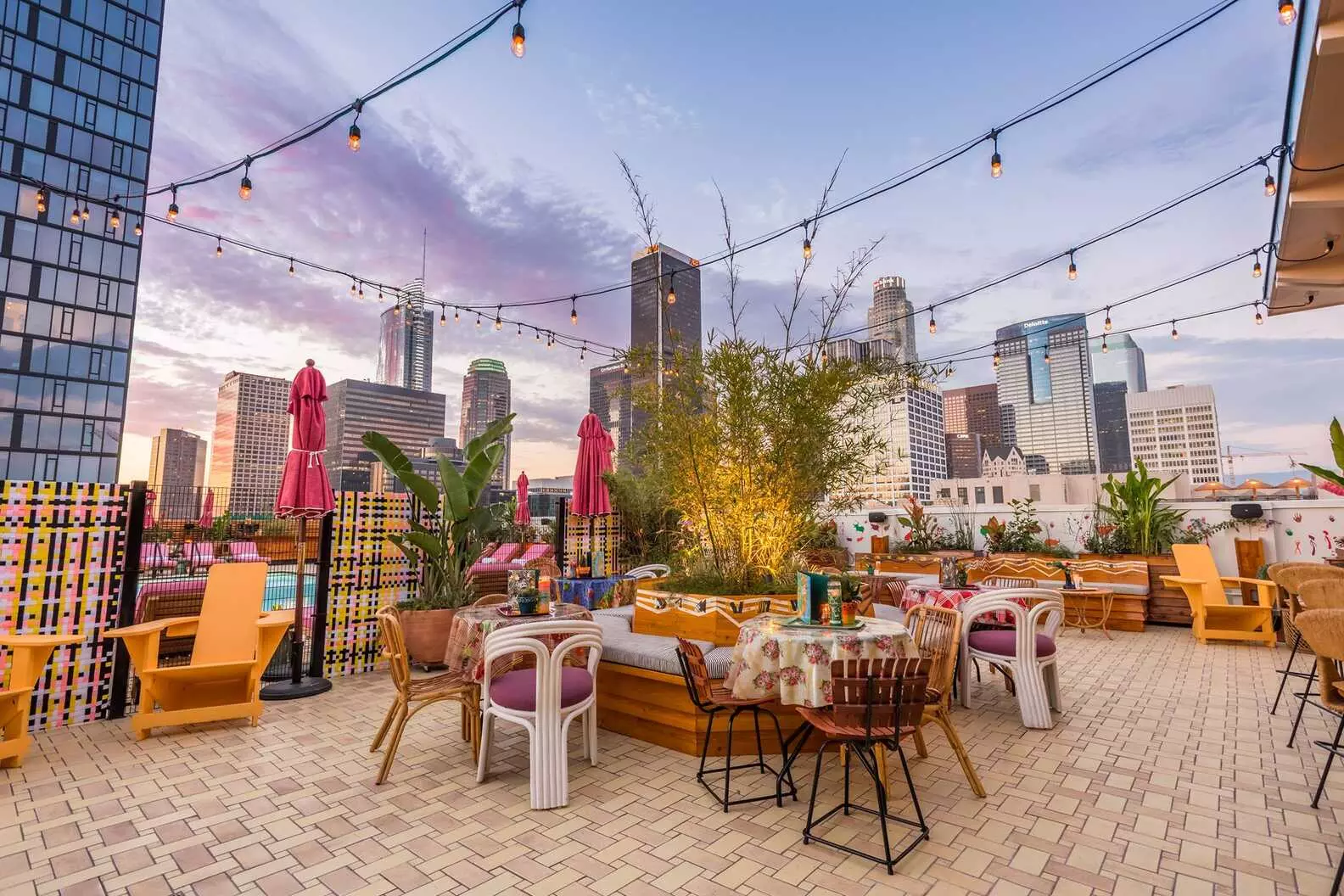 Die besten Rooftop-Bars in Los Angeles: Coole Orte zum Trinken mit Aussicht 7526_17