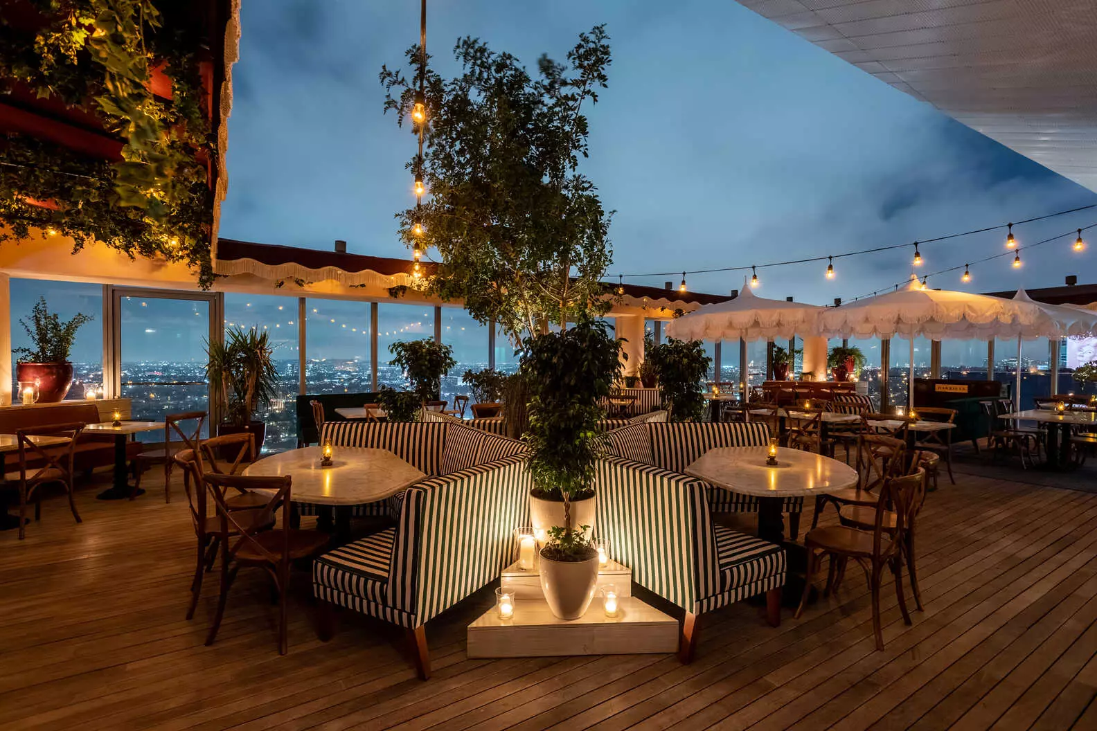 Die besten Rooftop-Bars in Los Angeles: Coole Orte zum Trinken mit Aussicht 7526_9