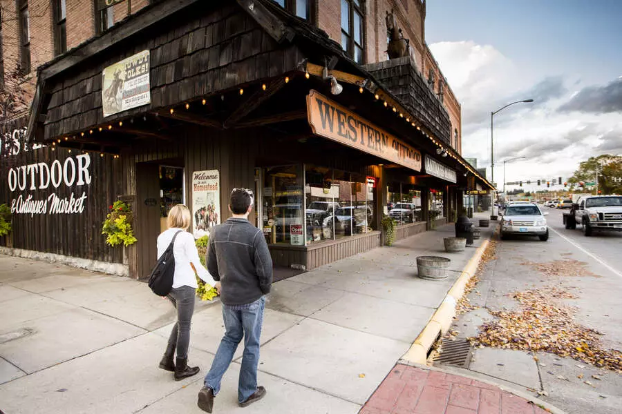 Coisas divertidas para fazer em Kalispell, Montana: uma cidade ocidental