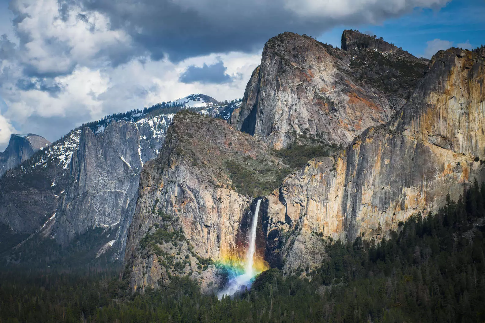 Cele mai frumoase locuri din Parcul Național Yosemite: Half Dome și altele 888_6