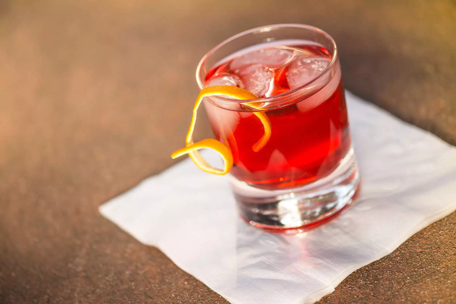 Mga Katotohanan at Kasaysayan ng Negroni Cocktail - Linggo ng Negroni 9623_2