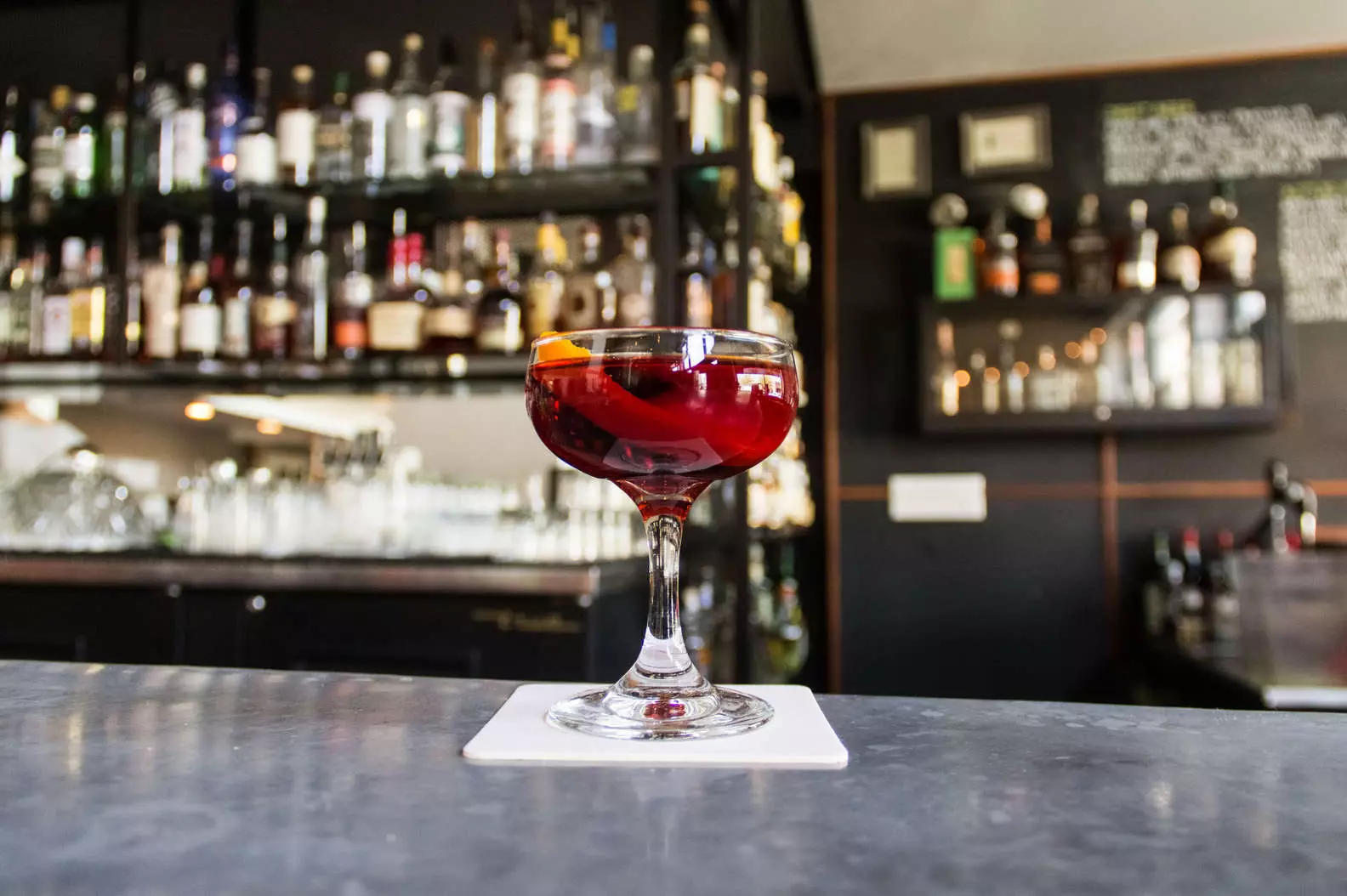 I-Negroni Cocktail Facts & History - Iviki Le-Negroni 9623_5